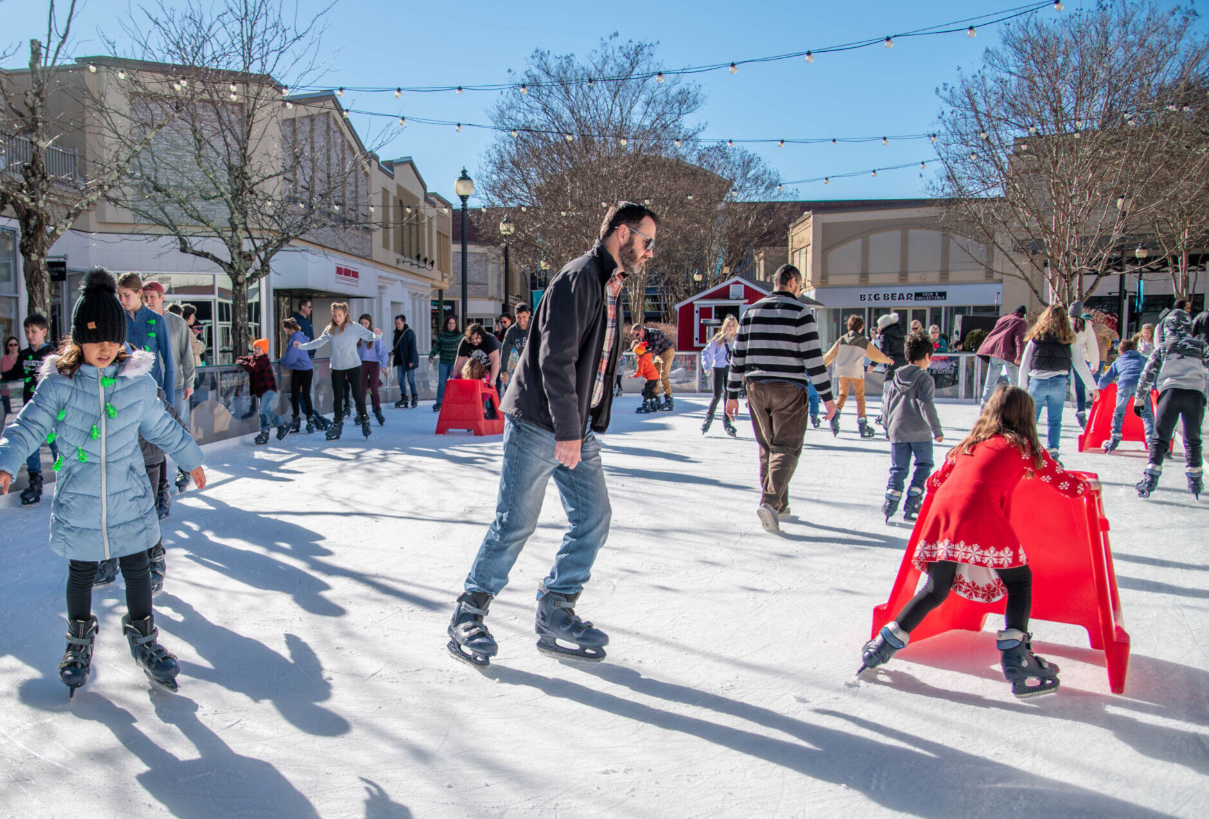 Stony Point Ice Rink Opening Day | Stony Point Fashion Park